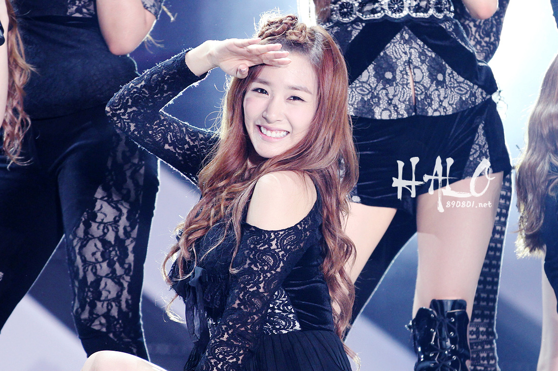 My K-Pop Database: 120818 SNSD Concert